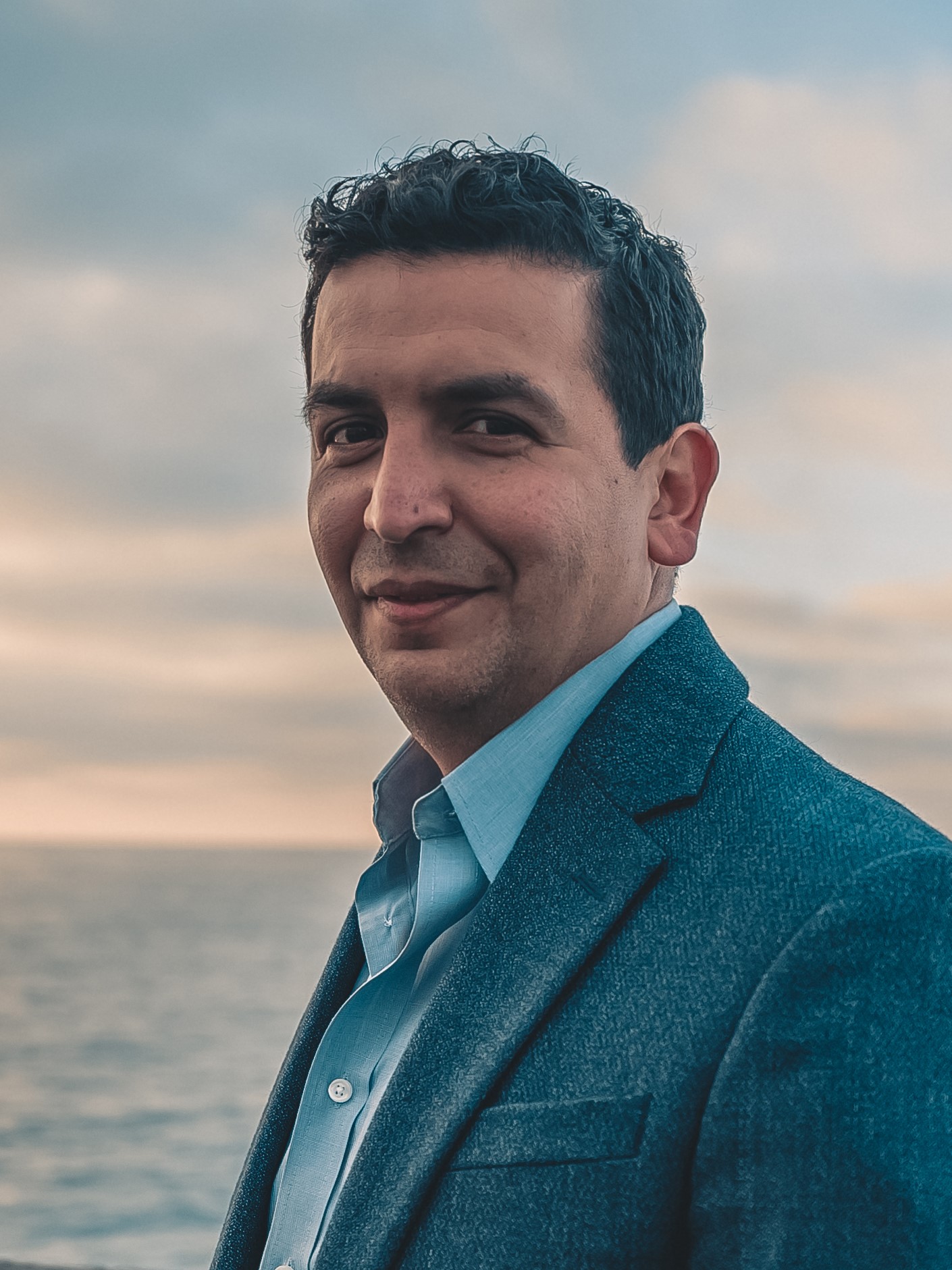 Meet our team - Cabrillo Mortgage